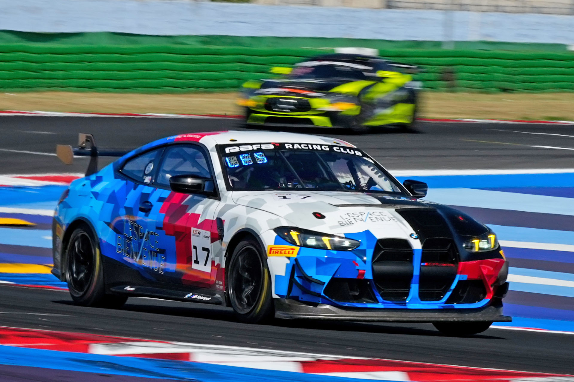 L’Espace Bienvenue with Ramyead and Robertson in the GT4 Winter Series ...